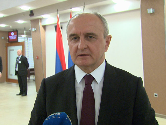 Ђокић предводи делегацију Српске у посјети Кини | Радио Требиње